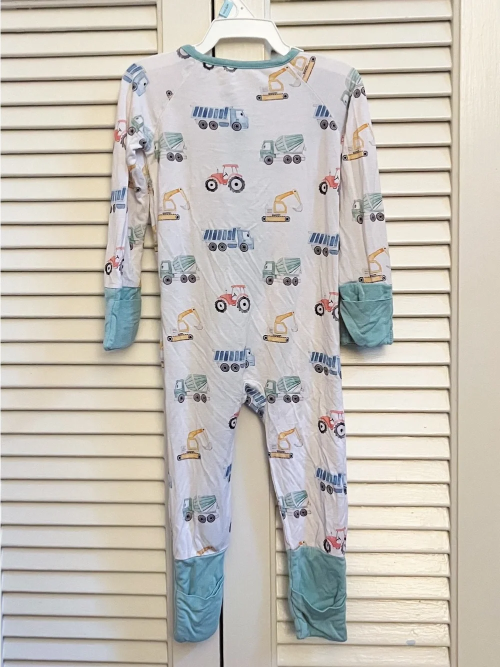 One Pieces | Bamboo Onepiece Zip Sleeper In White With Teal Trim And ...